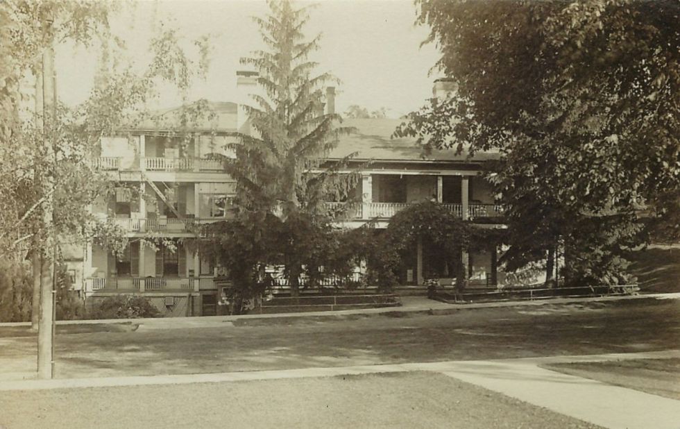 November 2016 – Isabella Alden